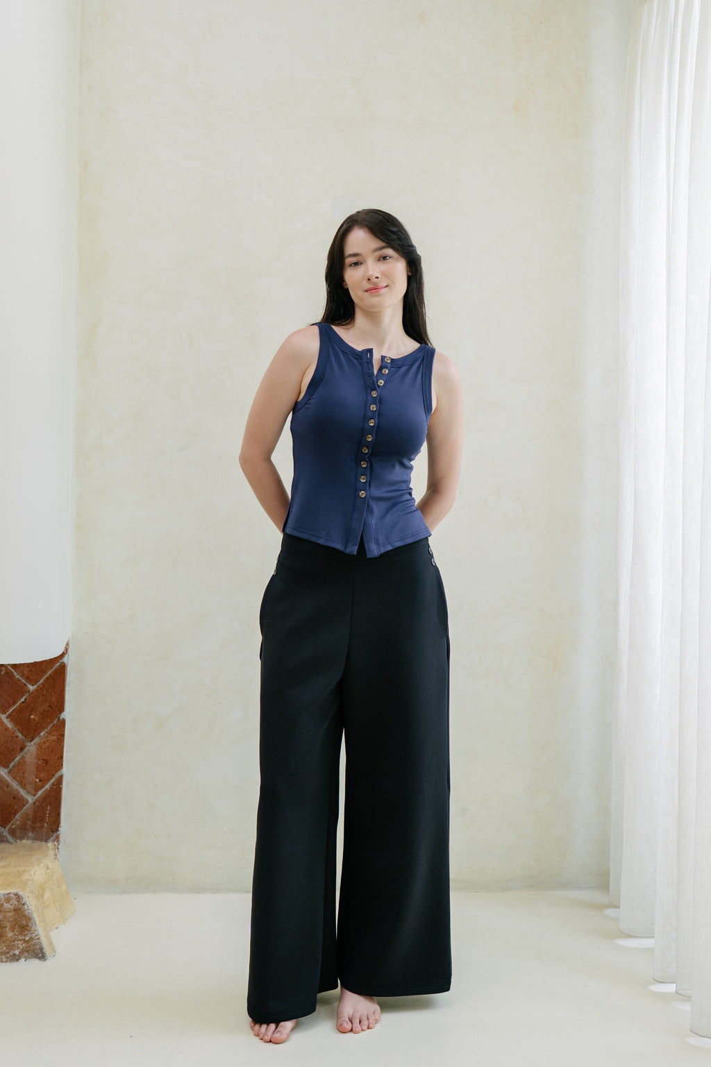 Isabel Expandable Hi-Low Pocket Pants – Olive Basics